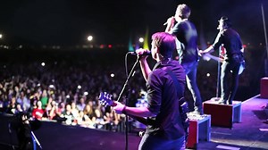 Simple Plan - Perfect (LIVE in Quebec)