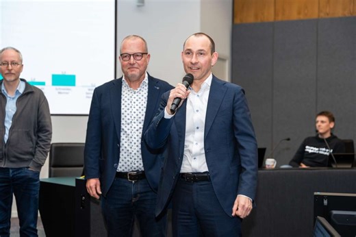 Amtsinhaber Stefan Belz gewinnt deutlich, aber nicht haushoch