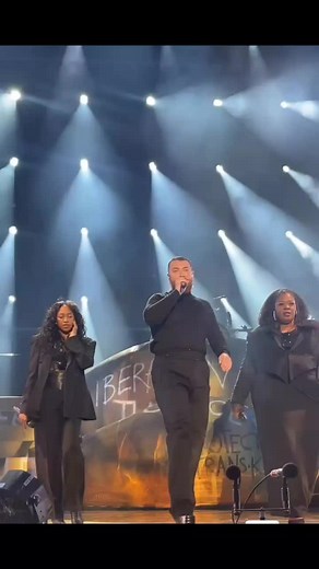 Dancing with a Stranger - Sam Smith | Gloria the Blackout