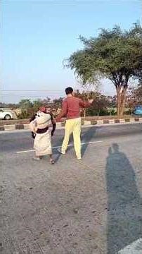 poor women people eating food 😭./ poor people life 😭
