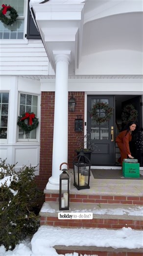 Claudia & Jimmy | creating a casa on Instagram: "How many times have you been in the middle of a holiday project and you realize you forgot something on your list. Well, we can tell you this is a common occurrence in our house. No more leaving projects halfway through because Home Depot is on @ubereats. It’s super convenient , arrives in as little as 25 mins and you can get 30% off for orders over $70 with code DEPOT30.. So next time you forget something, don’t stress! #uberpartner"