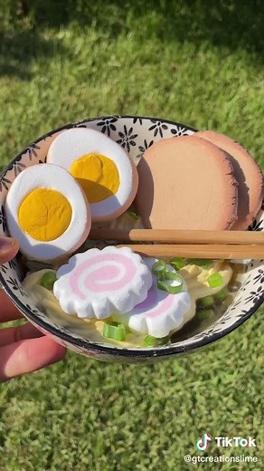 Ramen Tipico Giapponese Realizzato con Slime - Idee Menu Slime