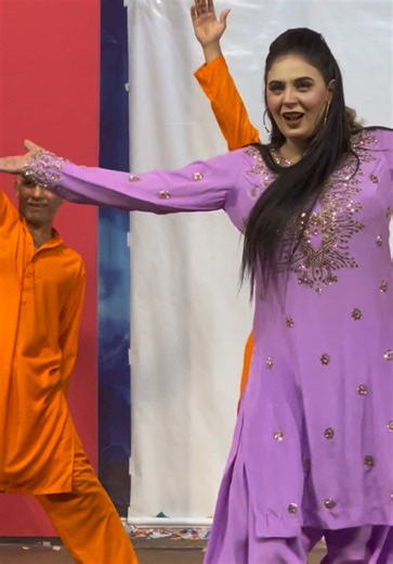 @Nasim Vicky @Deedar Multani official #Fast_Dancing_Queen👑 #SuperStar✨ #Mehfil_Theater_Lahore🌴 #unfrezzmyaccount🖤 #foryoupageofficiall❤️❤️tiktok