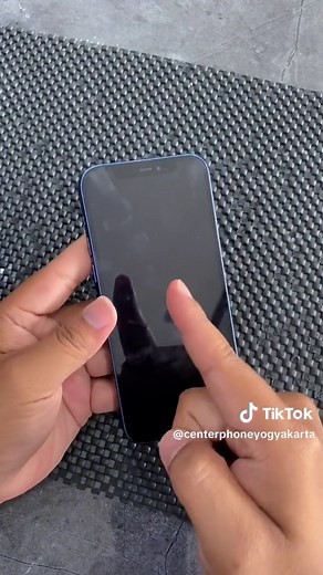 Tips buat kalian yang bingung tiba tiba iphone kalian mati mendadak #iphonejogja #tipsandtricks #iphone12 #centerphoneyogyakarta