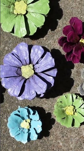 Colorful Pinecone Flower wreath! | Wreath made with pinecones | Spring DIY | Pinecone Craft ideas