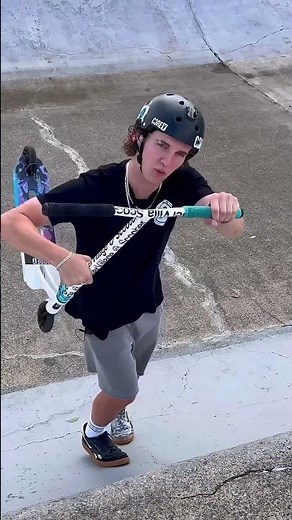 How to approach an inward 🛴 #fsl #scootertricks #scootering #ohlaybrand #xgames