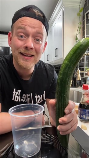 Easiest Peanut Butter Cookies you’ll make 😁 #easy #peanutbuttercookies #peanutbutter #cookies #fyp Peanut Butter Cookies 1 C. Peanut Butter (creamy or chunky) 1 C. Sugar 1 Egg 1 tsp. Vanilla (optional) Preheat oven to 350°F In a bowl mix together all ingredients until combined. Form dough into desired size cookies and place on a baking sheet lined with parchment. Bake for 8-10 minutes. Cool and Enjoy Store peanut butter cookies in a airtight container. | The Kitchen Tool Life