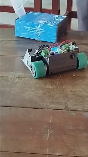 Robot Sumo SEARCH function #robotics #robotbuild #diy #arduinorobot #robot #arduinotraining