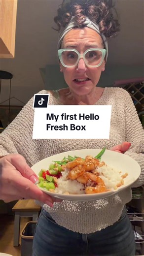 My First HelloFresh Box: Cooking Adventure with Prawns
