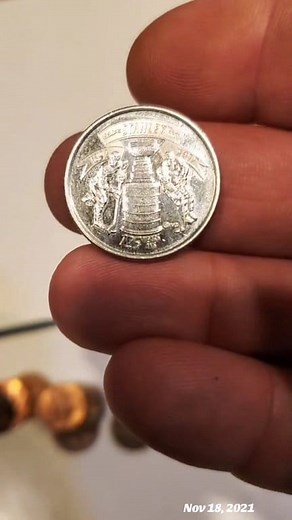 Looking through a handful of coins left behind in the coinstar rejection bin #coinstar #freemoney #Canadian #relicposse #treasurehunting #coins #stanleycup #wheaties #pocketchange #familyfriendly | Relic Posse Reels