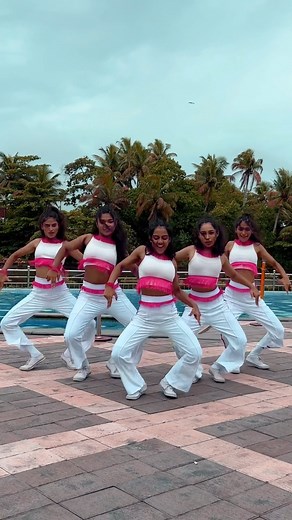 736K views · 10K reactions | ABCD Girl Gang ♥️ . . Choreographer:- @yogeshraval.27 @nikitamayatra  . . Academy:- @abcddancefactory  . . Students:- ABCD Girls ✨ . . . #Dance #dancersofinstagram #explorepage #dancereels #abcddancefactory #abcdfamily #viralvideos #viralreels #trendingreels | ABCD Dance Factory | Facebook
