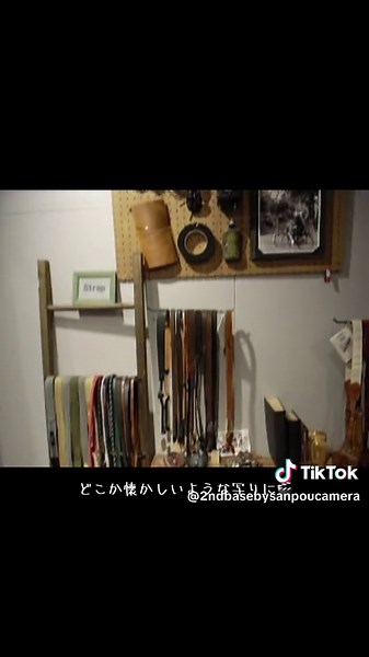 RICOH GR DIGITAL 人気のシリーズ入荷いたしました‼️ フィルム時代から続くGRレンズの描写力をコンパクトデジタルカメラに！ 28mm相当の明るい広角レンズと、無駄のないシンプルなデザイン📷 ぜひ店頭でお試しください😊 #コンデジ #RICOH #grdigital #2ndBASE #秋葉原