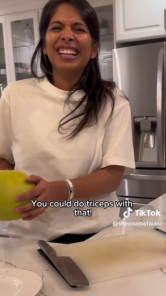 Pomelo or Grapefruit?