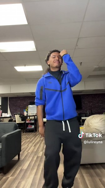 Dance Routine Showcase: 45 on My Waist