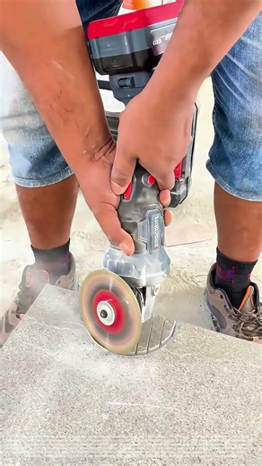 Arc and Abrasion: The Circular Saw's Cut into Solid Stone