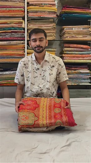 Mruganayani fashion - satara | Pure silk rajwadi sadi Original rate 6000/- festive discounted rate 4800/- 📍 Address : Mruganayani collection 38, sadashiv peth, satara... | Instagram