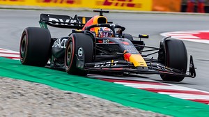 EN DIRECT - Formule 1 (GP d'Espagne): nouvelle victoire de Verstappen, les deux Mercedes sur le podium