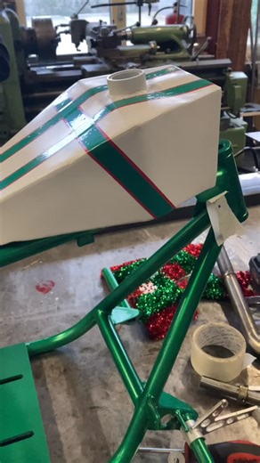 Christmas is coming 🥹😍 #rotaryminibike #custombike #custombuild #socialwork #eindhoven #motorz | Motor z