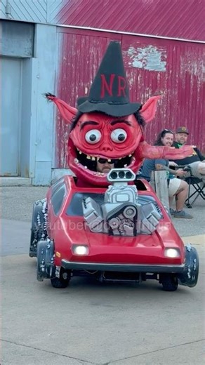 Pull up doot da doot is this?😂