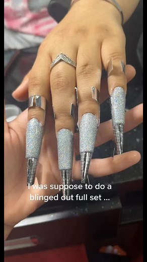 A nail techs worst nightmare 💔