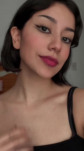 One Direction - Nobody Compares Lyrics Video