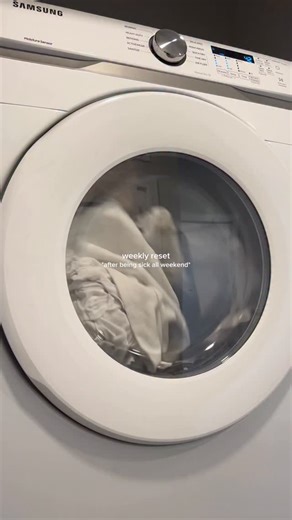 madison conroy on Instagram: "sorry for going completely AWOL this past weekend…but we are back! this reset felt soooo good after being sick!😌🫶🏻 #weeklyreset #resetroutine #cleanwithme"