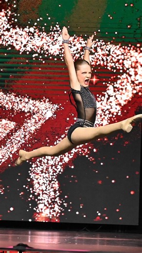 Bella James Benson on Instagram: "SUELTATE. So proud of this solo and the growth this year. Thank you @jessicaseavor for this dance. Thank you to @jasmine_gribnitz and @lexy_alvarezz for helping clean when Ms. Jessica was with her sweet baby. Thanks to my @bsdadance teammates for always being the best support 💕💕💕. #MiniDancer #TinyDancer #Sueltate #TFScout24 #tigerfriday #TigerFridayFeatures #BSDA #CompetitiveDancers"