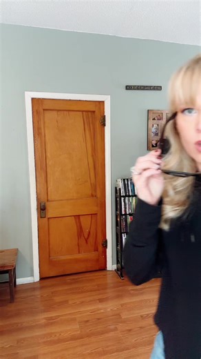 What is the smatest insect? #jokes #comedy #funny #dadjokes | Taneé Lynn