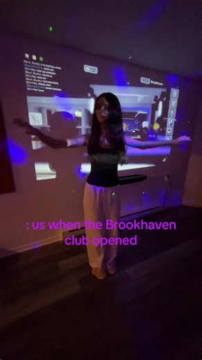 While the bank alarm was going off #brookhaven #roblox #club #hot #function