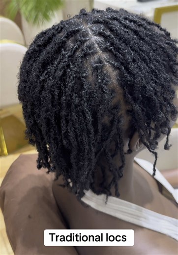 Traditional Locs: Embrace Your Natural Dreadlocks Style
