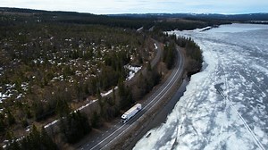 "The main reason to use biogas is the climate effect that you reduce Co2 by 90-95%" Hear also more about the future plans of Gasum and Jogeir's take on the prices. If you want to know more about our gas trucks or if you have questions follow the link below: DK: https://nordicnews.iveco.com/dk-iveco-s-way #biogas #environment #lbg #iveco #truck #sway #swaynp #interview | IVECO