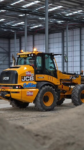 Whether it’s moving mountains or finishing to millimetre accuracy, Collins Earthworks can do it all. Here’s some footage of us grading the floor of a new industrial unit prior to the final concrete finish. #grading #collinsearthworks #JCB #backhoe #trimbleearthworks #trimblecec #construction #heavyequipment