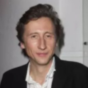 ニコラス・ロウの身長、年齢、パートナーの死、純資産、映画、テレビ番組 - バイオグラフィー