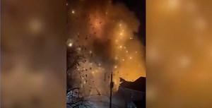 💥 Une explosion a soufflé une habitation dans la banlieue de Washington mardi soir. La police, déjà sur place, enquêtait à proximité d’une résidence où un suspect avait tiré une fusée de détresse. | 20 minutes online