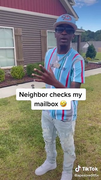 Crazy Neighbor checks my mailbox🤣 then wants a ride to cash her check 🤦🏽‍♂️ #fyp #foryoupage #funny #comedy #comedian #erealist #jackgang #realtalk #creditrepair #fixyourcredit #apexcreditfix