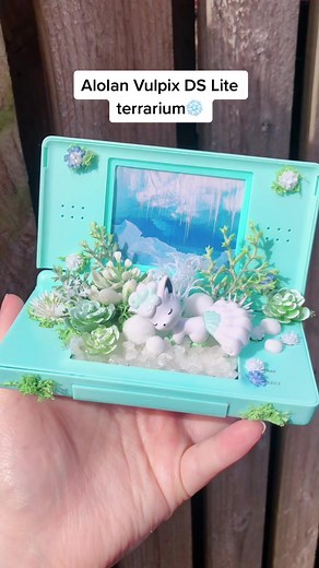 Pokemon Terrarium Vulpix - Alolan Vulpix Collection