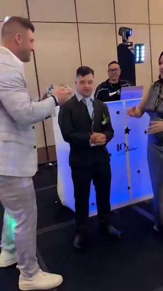 328K views · 7.7K reactions | His reaction after getting crowned!!朗殺 | Tim Tebow Foundation | Facebook