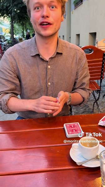 Increíbles trucos de magia con los Cuatro Reyes