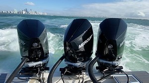 Check out the @mercurymarine joystick in action with @4reel_fishing and @seaveeboatsofficial. - Full tutorial on the @mercurymarine page now! - #CenterConsolesOnly #MercuryJoystick | Center Consoles Only