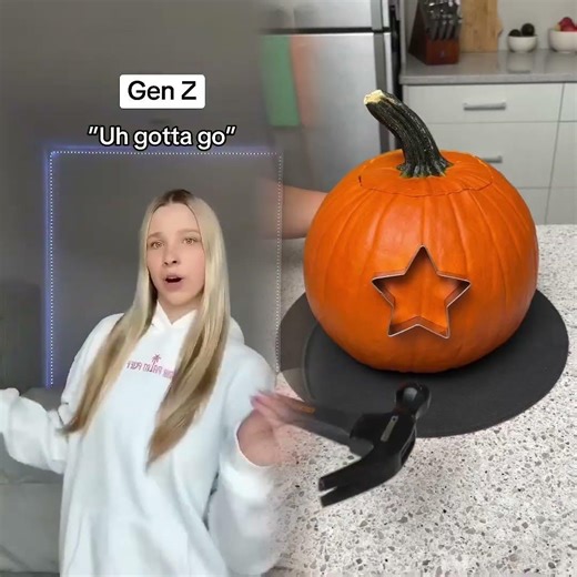 Evolution of English🤣🇺🇸#shorts #shortsfeed #tiktok iaava #funny #relatable #trending #acting