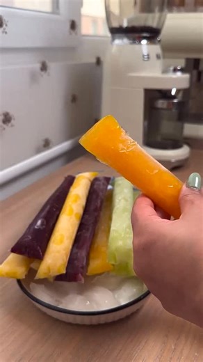 Eating Healthy Today | How to make Natural Fruit Ice-Pops! 🍉 Perfect for the summer ☀️ (Via: @zeinabafshar1068) Make these delicious ice pops at home with any... | Instagram