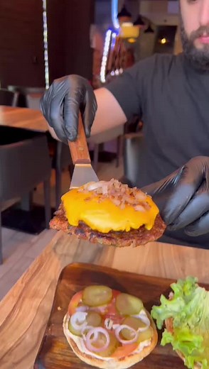 Vidéos de O’Clock Time (@oclock_time) avec son original - O’Clock Time