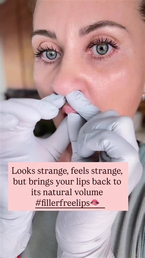 Over time, tight lip muscles can compress the lips inward, making them look thinner and less defined. Buccal massage helps by: ✨ Releasing tension in the muscles around the mouth ✨ Improving blood and lymph circulation for better color and plumpness ✨ Relaxing tight fascia that can pull the lips inward ✨ Encouraging natural fullness and softness #facesculptingmassage #facemassagetraining #facemassage #naturallips💋 #lipwrinkles | Premier Spa Services located inside Icicles Hair Salon