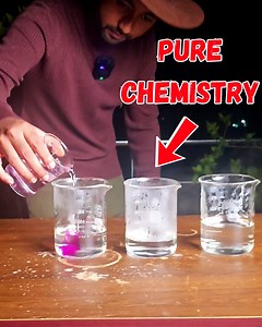 Phenolphthalein Solution | Pure Chemistry... #trickstogo #science #experiment | Tricks To Go