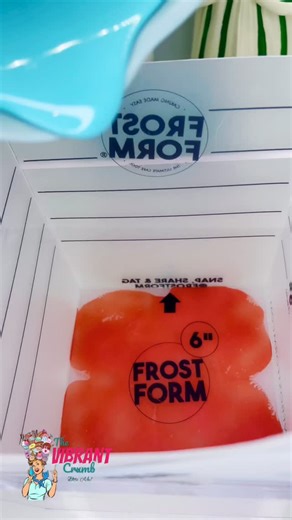 Thought I’d use LED flashing lights to ensure I didn’t burn Santas butt 🔥 #christmasiscoming #santa #cake #cakedecorating #cakedesign #newcastle #reels #reel #cakes #excited #fyp #chocolate #thevibrantcrumb | The Vibrant Crumb