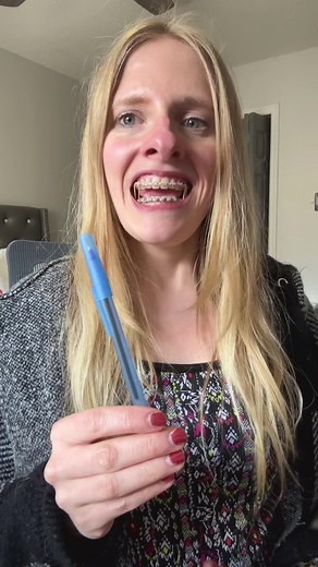 The @bic Round Stic #ballpointpen is so comfortable to hold, and I love that the ink doesn't run out so quickly! It's perfect for the #office or #schoolsupplies! #penreview #pen #penreview #fyp #BIC