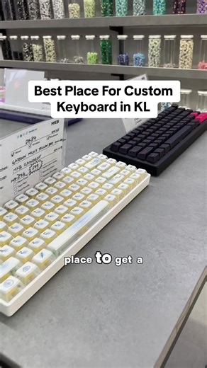 Exploring the World of Custom Keyboards in KL: A Travel Rookie's Journey