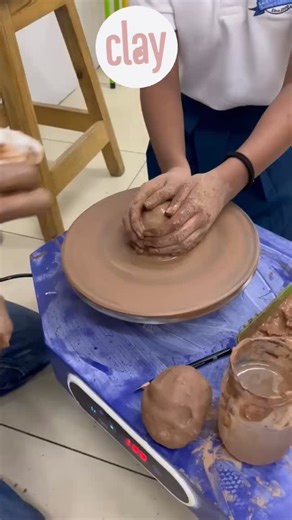 Art Club with Uncle Kyle 🎨 🧑‍🎨 “Throwing clay on a wheel” | Creative Kids Learning Academy