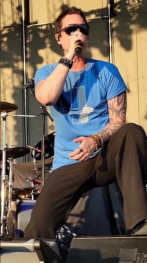 Stone Temple Pilots (live)