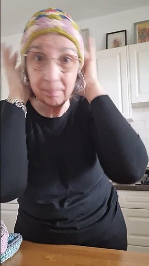 The EASIEST 2 Hour Shell Stitch Hat Ever